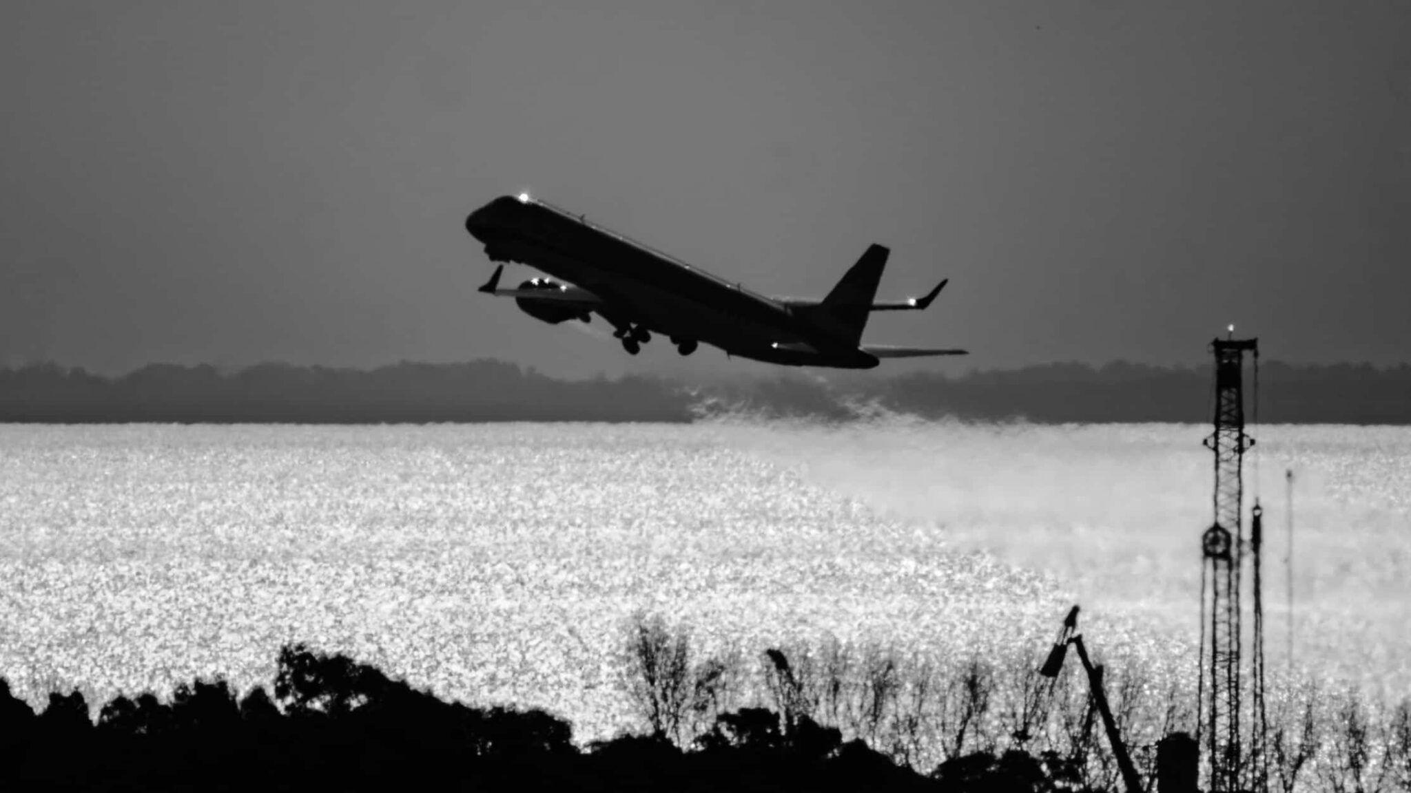 Descubre cómo escalar en la jerarquía de pilotos profesionales, ¡de ser ...