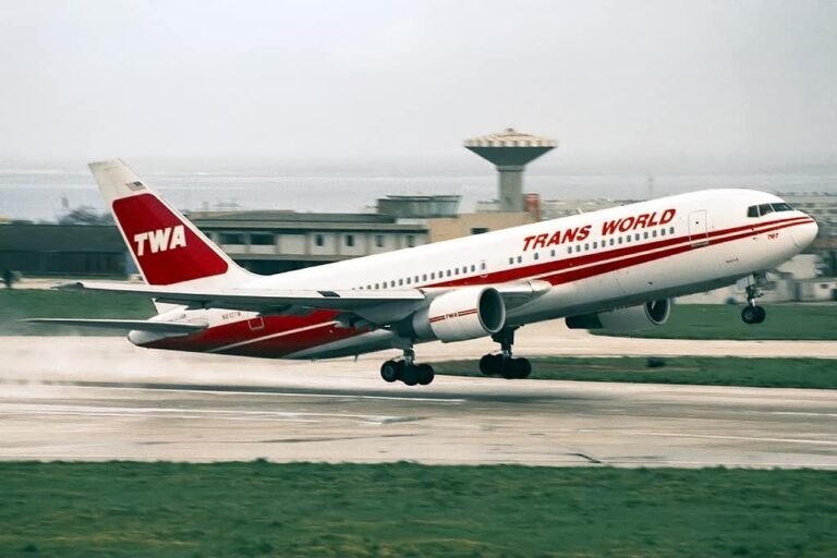 Descubre el misterio detrás de la caída de TWA ¡Impresionante ...